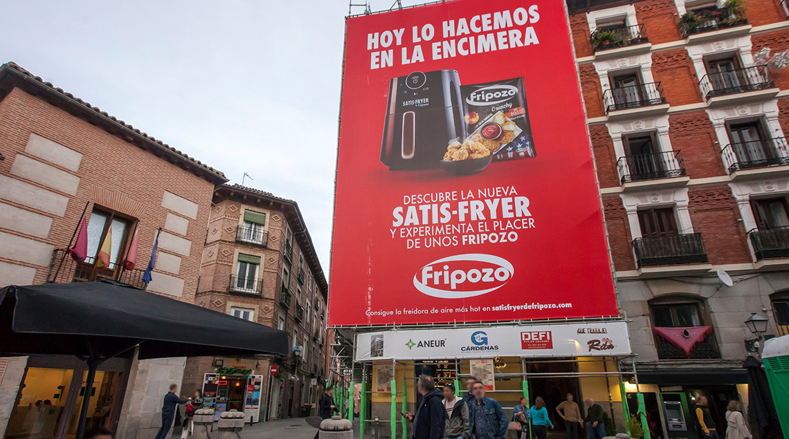 Fripozo lanza 'La Satis-Fryer', su campaña más sexy y humorística
