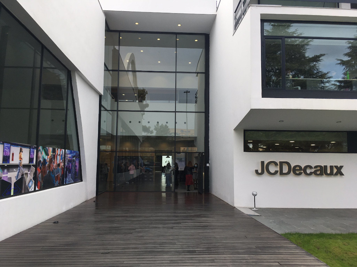 JCDecaux cierra 2021 con una facturación de 2.744 millones de euros ...