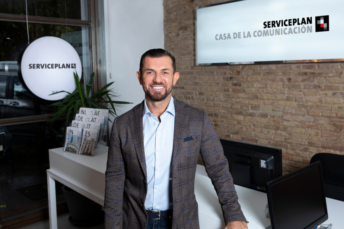 Entrevista a Luis Piquer, CEO de Serviceplan España
