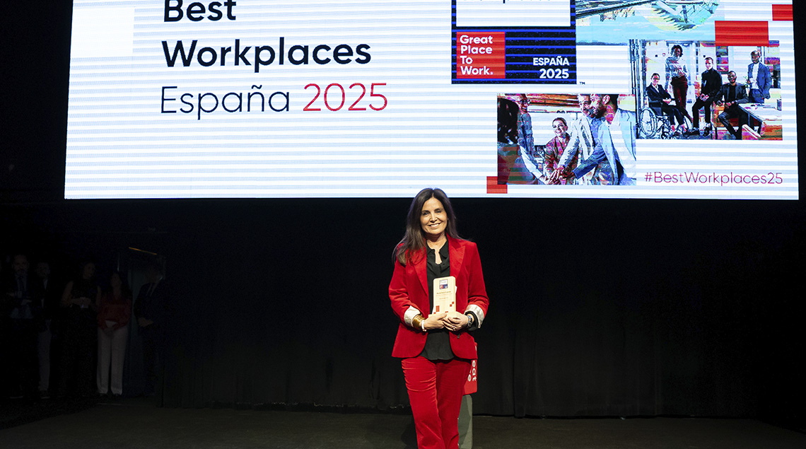 Marta Ruiz-Cuevas, Mejor Directiva del Año