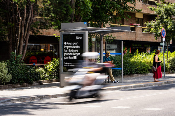 Uber refuerza su imagen de marca y servicios en su última campaña