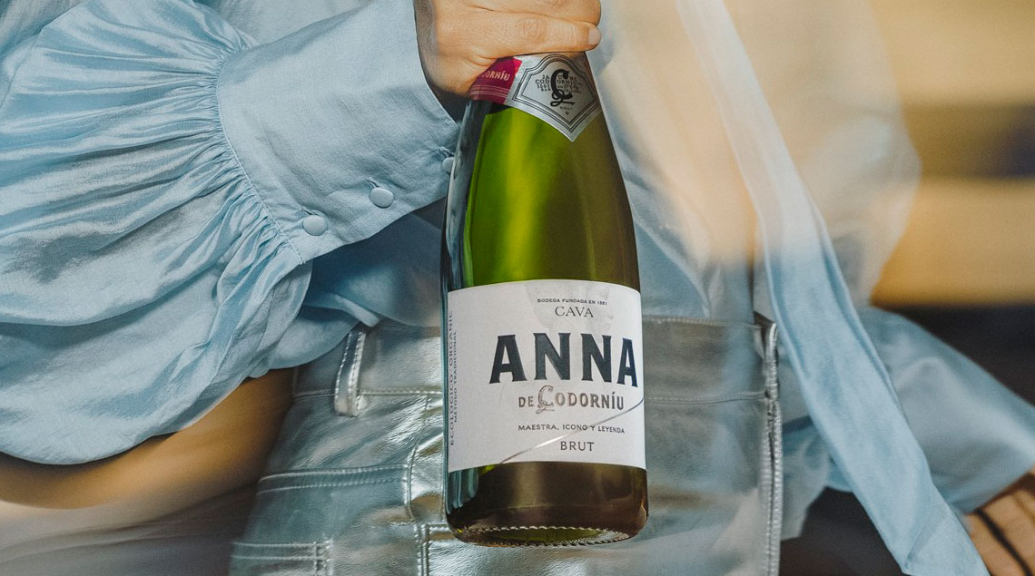 Anna de Codorniú celebra sus 40 años con nueva imagen - IPMARK ...