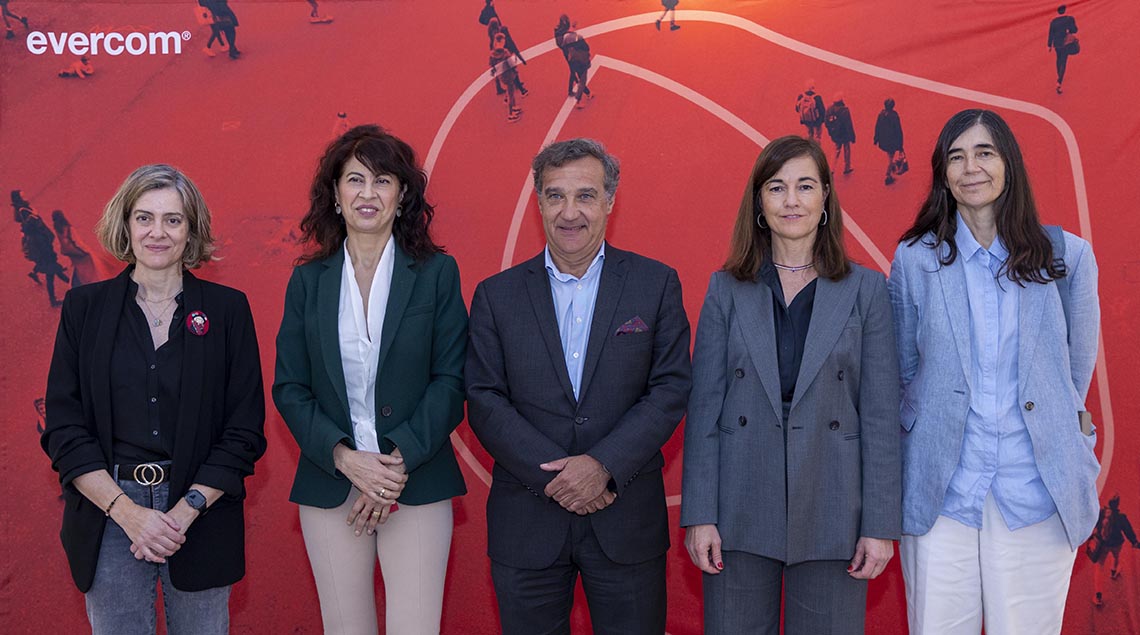 La ministra de igualdad Dª Ana Redondo asiste al evento de Evercom