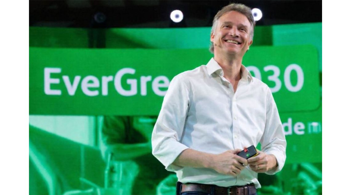 Dolf van den Brink dejará en mayo la dirección de Heineken